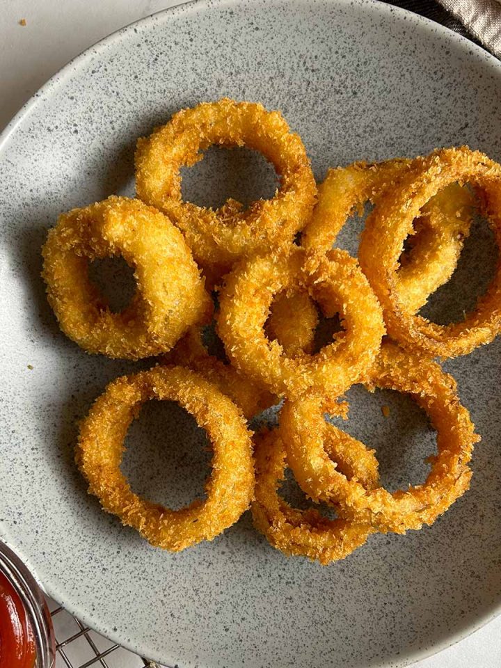 Copycat A&W Onion Rings (Extra Crispy)
